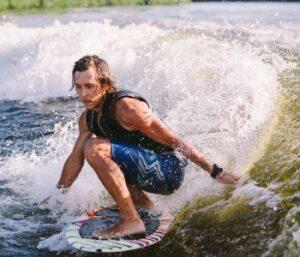 Hyperlite Speedster Wakesurf Board - Who Should Buy It?